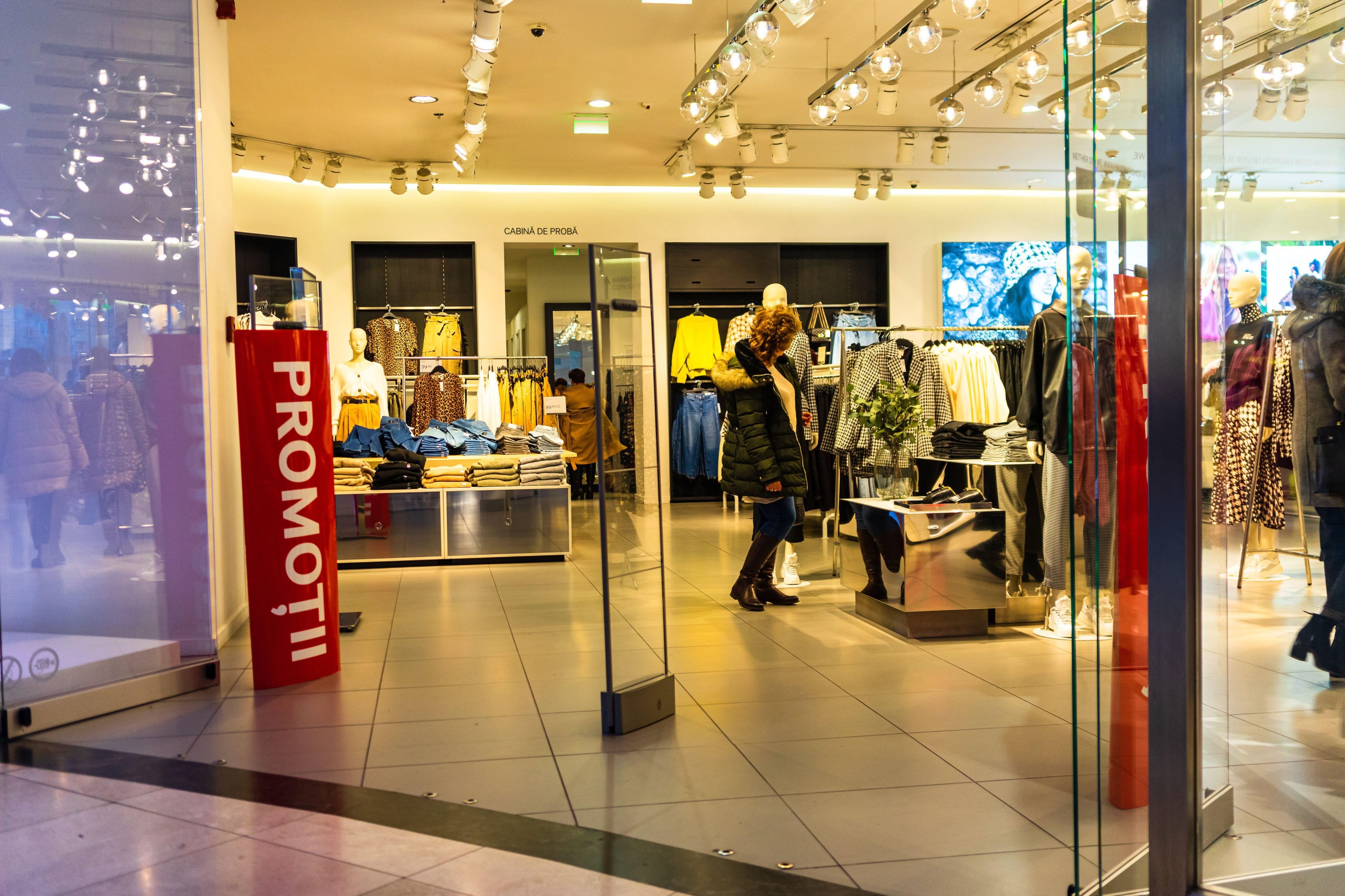 CÂND SE REDESCHID MALL-URILE. ANUNȚUL FĂCUT DE MINISTRUL ECONOMIEI ... CÂND SE REDESCHID MALL-URILE. ANUNȚUL FĂCUT DE MINISTRUL ECONOMIEI ...